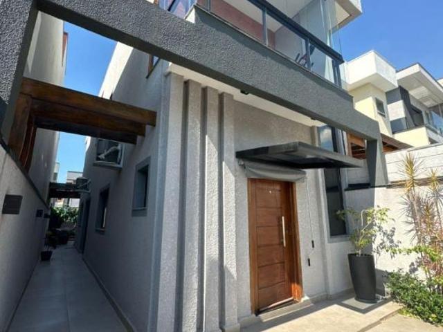 Casa com 3 quartos Mobiliada no Condominio Villas do Jaguari Santana de Parnaíba SP