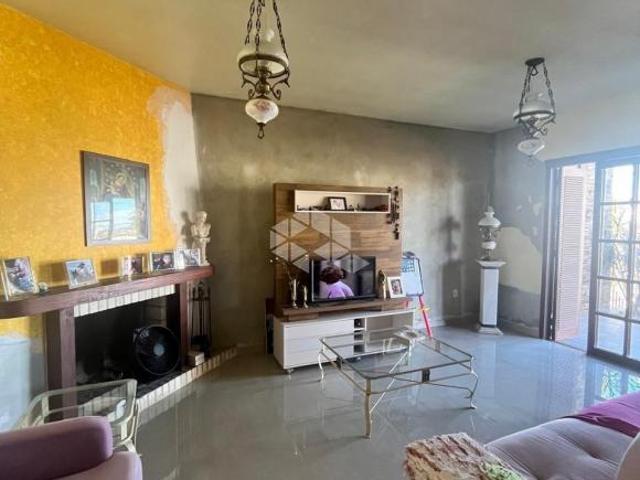 Casa com 3 Quartos no Centro de Montenegro R$ 690.000