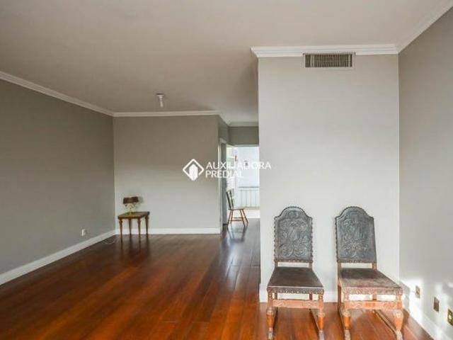 Casa com 3 quartos no bairro Cristal