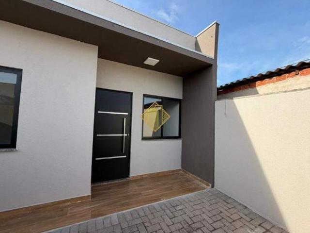 Casa com 3 quartos no Bairro Esmeralda