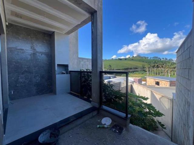 Casa com 3 quartos no bairro São Judas Tadeu – Conselheiro Lafaiete