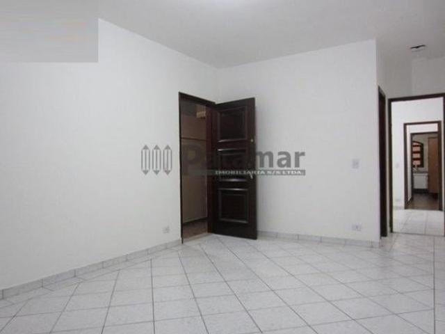 CASA COM 3 QUARTOS NO JARDIM ESTER YOLANDA