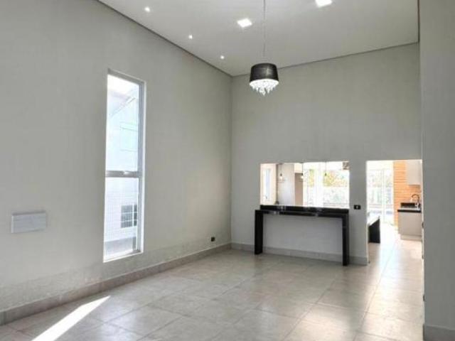 Casa com 3 quartos no Portal dos Bandeirantes Salto SP