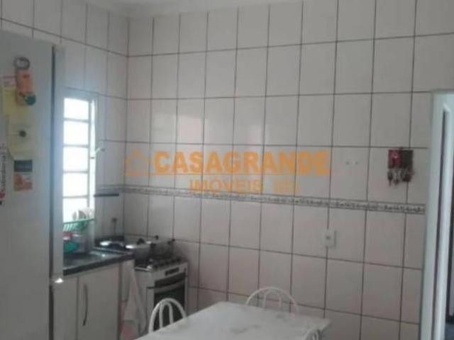 Casa com 3 quartos no Residencial Galo Branco