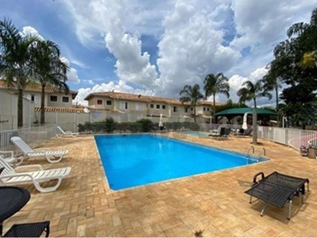 Casa com 3 Quartos no Village Salermo – Conforto e Sofisticação para Locação!