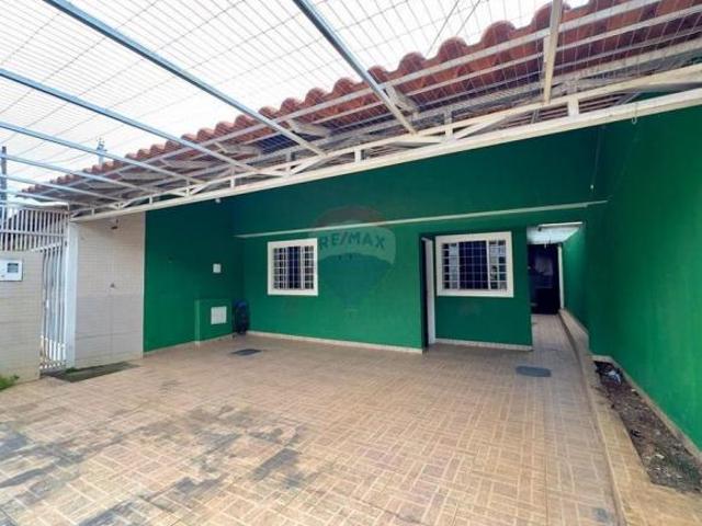 CASA COM 3 QUARTOS NA QR 404 SAMAMBAIA NORTE À VENDA