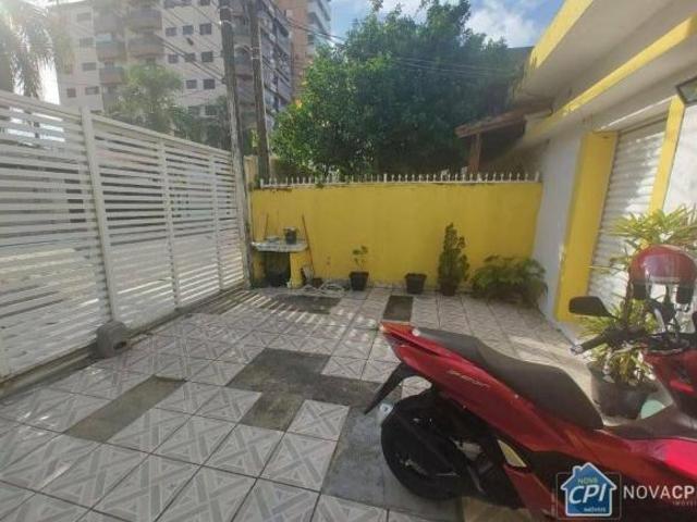 Casa com 3 Quartos na Vila Guilhermina em Praia Grande/SP