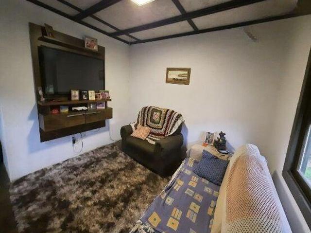 Casa com 3 quartos, sala ampla, cozinha, 4 vagas, Próximo a Baltazar