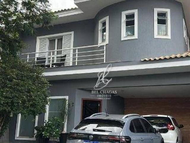 Casa com 3 quartos, sendo 3 suítes no Condomínio Villa dos Inglezes Sorocaba/SP