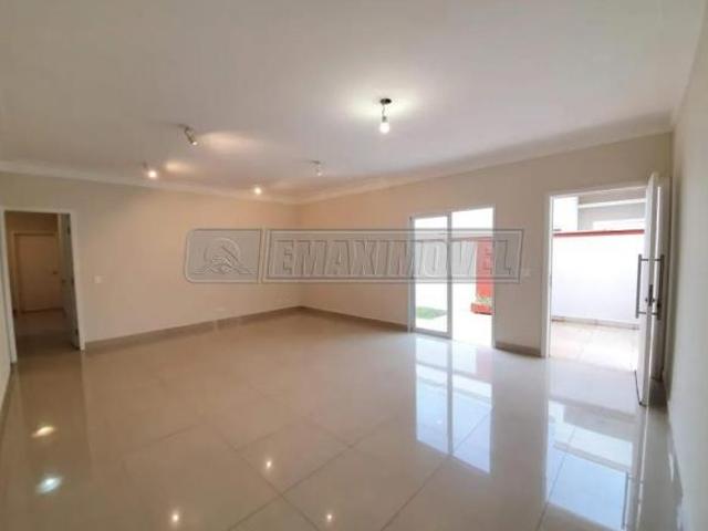 Casa com 3 Quartos sendo 1 suíte, 4 vagas e lazer completo Lago da Serra