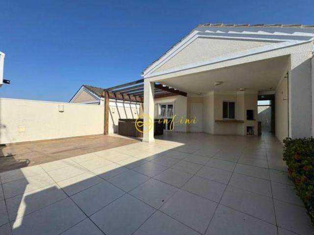 Casa com 3 Quartos, sendo 1 Suíte, 120 m² venda por R$ 960000 Condomínio Residencial Villa Bel