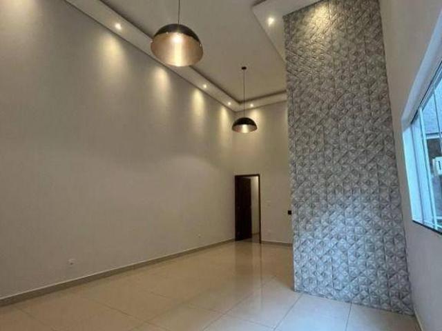 Casa com 3 quartos, sendo 1 suíte, 3 banheiros, à venda, 119 m² por R$ 550.000 Jardim Solange B
