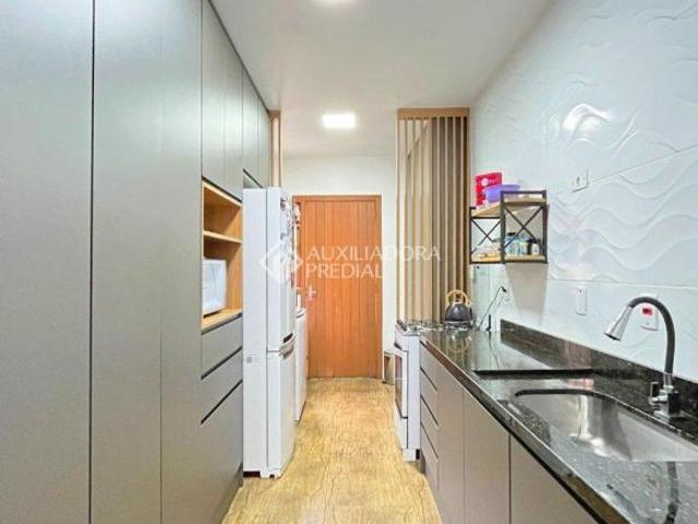 Casa com 3 quartos sendo 1 suíte, vaga, pátio privativo. Loteamento Guadalupe Hípica