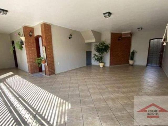 Casa com 3 quartos, sendo 1 suíte venda, 233 m² por R$ 1.100.000 Vila Rami Jundiaí/SP