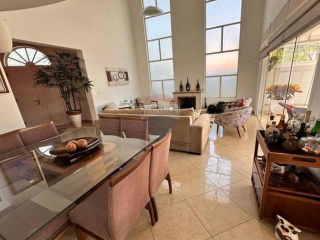Casa com 3 quartos sendo 1 suíte a venda por R$ 2.200.000 Tombo, Guarujá São Paulo