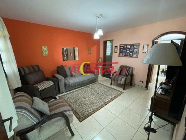 CASA COM 3 QUARTOS, SENDO 1 SUÍTE A VENDA, 143,70M² Vila São Ricardo Guarulhos SP