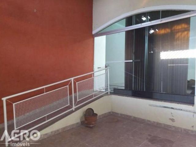 Casa com 3 quartos, sendo 1 suíte à venda, 170 m² por R$ 350.000 Núcleo Residencial Presidente Gei
