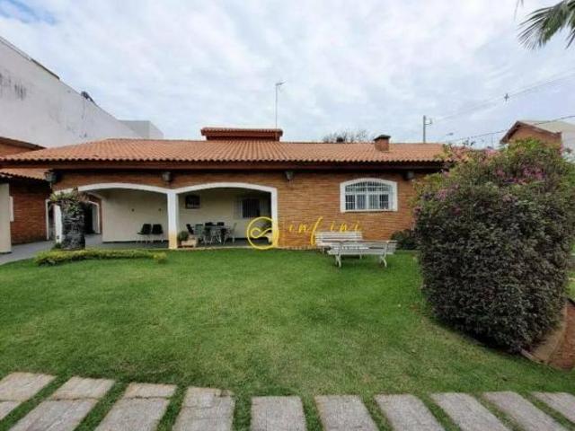 Casa com 3 Quartos, sendo 1 Suíte à venda, 720 m² por R$ 1.600.000 Jardim Santa Rosália Sorocaba