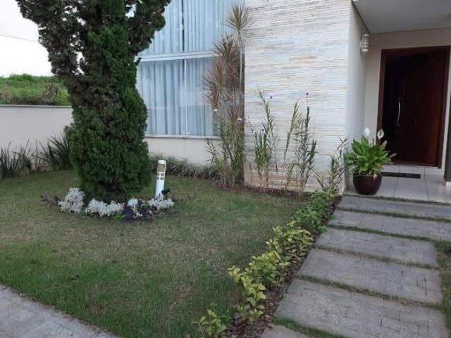 Casa com 3 quartos, sendo 1 suíte com closet à venda, 223 m² por R$ 1.290.000 Condomínio Belvedere