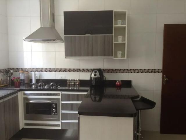 Casa com 3 quartos, sendo 1 suíte com closet à venda, 223 m² por R$ 1.290.000 Condomínio Belvedere