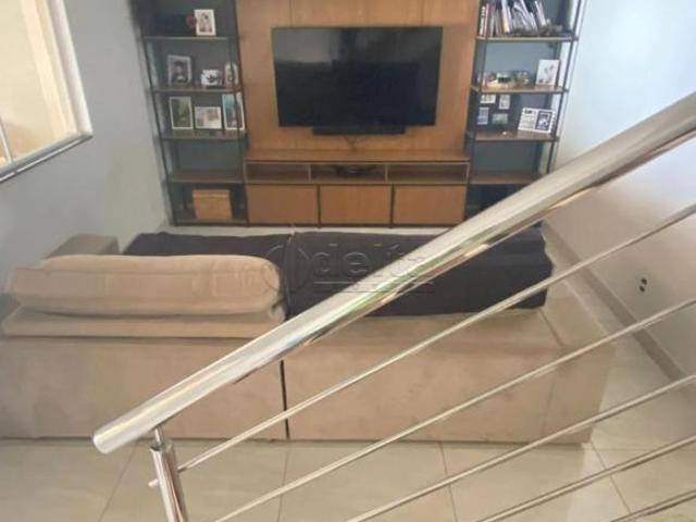 Casa com 3 quartos sendo 1 suíte, disponível para Venda no bairro Grand Ville em Uberlândia MG