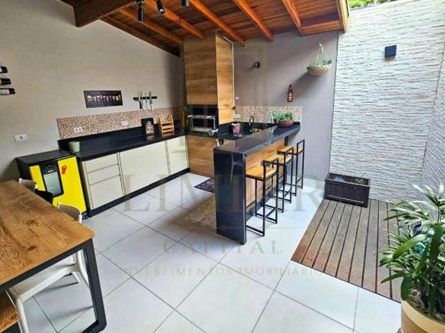 Casa com 3 quartos, sendo 1 suíte e área gourmet no Condomínio Evidence – Jacareí