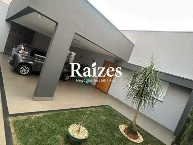 Casa com 3 quartos sendo 1 suíte e closet no Jardim Sul em Uberlândia