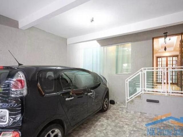 Casa com 3 quartos sendo 1 Suíte e 2 Vagas de Garagem
