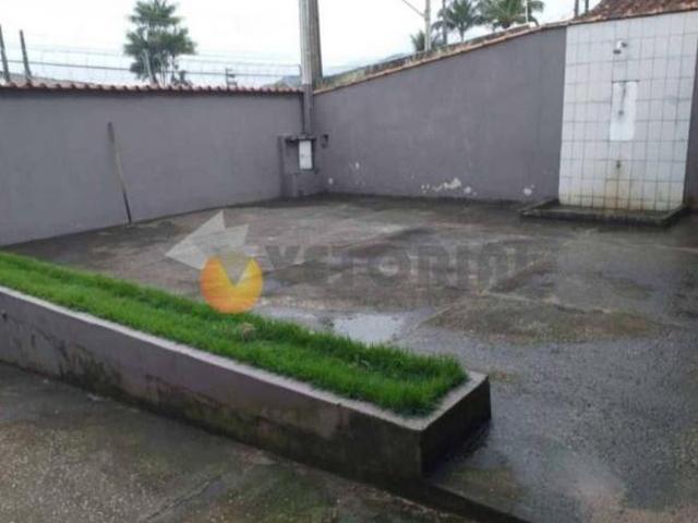 Casa com 3 quartos SENDO 1 SUITE em 300 m² à venda em Poiares