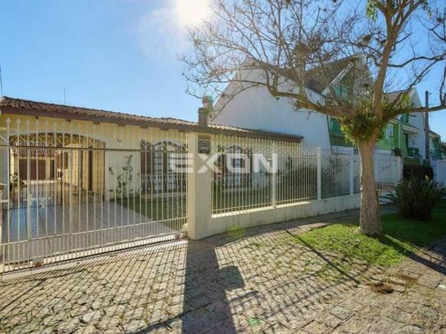 Casa no Tarumã com 3 Quartos sendo 1 suíte Curitiba | Venda