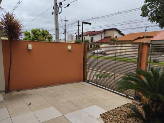 Casa com 3 quartos, sendo 1 suíte em Ibiporã