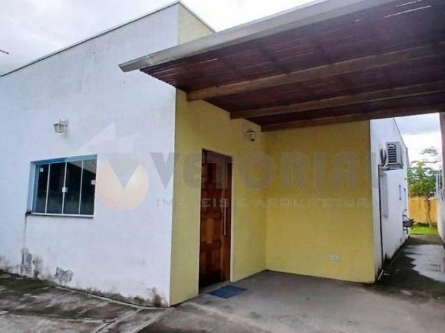 Casa com 3 quartos SENDO 1 SUITE em Poiares, 235 m² para venda