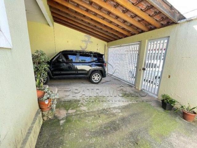 CASA COM 3 QUARTOS SENDO 1 SUITE JARDIM SANTA ROSÁLIA
