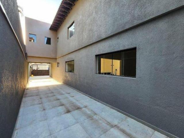 Casa com 3 quartos sendo 1 suíte master, área gourmet, Piscina à venda, 252 m² por R$ 1.450.000 Vi