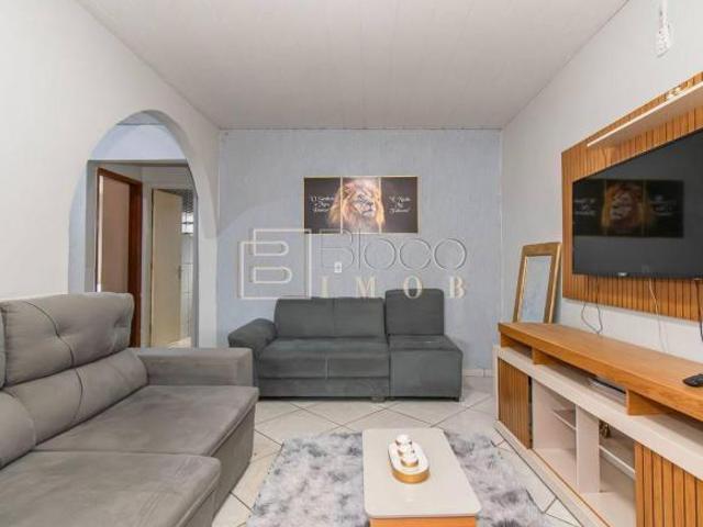 Casa com 3 quartos sendo 1 suíte na Quadra 304 do Recanto das Emas