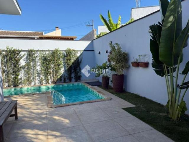Casa com 3 quartos sendo 1 suite no Cond Aurora Paulínia