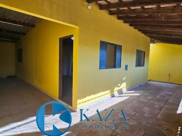 CASA COM 3 QUARTOS SENDO 1 SUÍTE NO JARDIM ORIENTE EM VALPARAÍSO