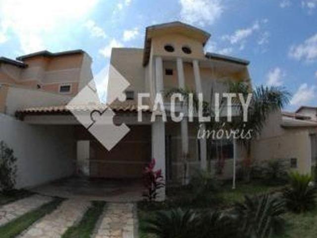 Casa com 3 quartos sendo 1 suite no Res Flamboyant em Hortolândia