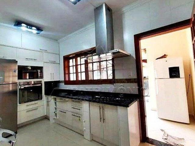 CASA COM 3 QUARTOS, SENDO 2 SUITE EM VOTORANTIM