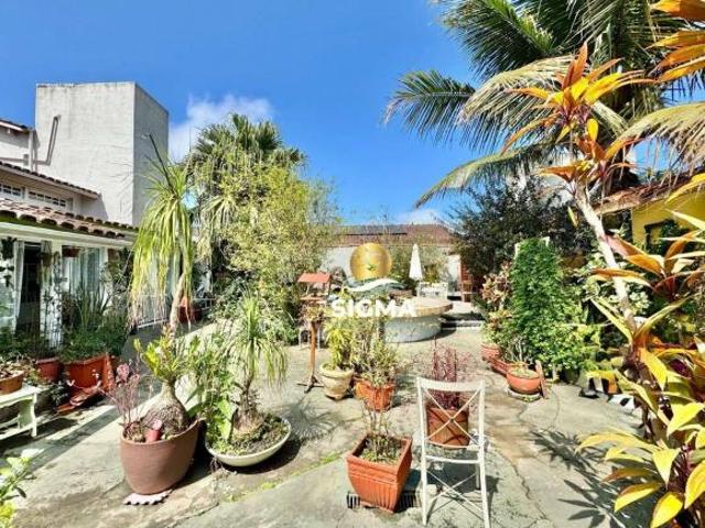 Casa com 3 quartos sendo 2 suítes à venda, 120 m² por R$ 850.000 Vila Ligya Guarujá/SP