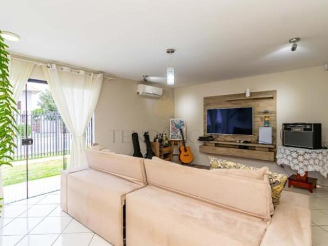 Casa com 3 quartos sendo 2 suítes à venda, 173 m2, Fanny, CURITIBA PR