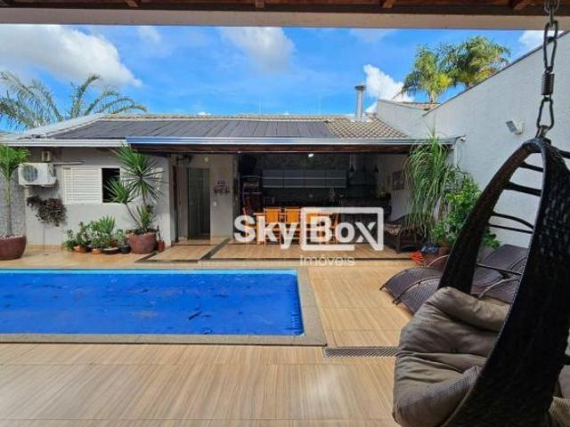 Casa com 3 quartos sendo 2 Suítes à venda Jardim Karaíba Uberlândia/MG