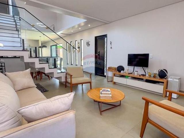 Casa com 3 quartos sendo 2 suites no Residencial Dhama I, Cidade Ocidental