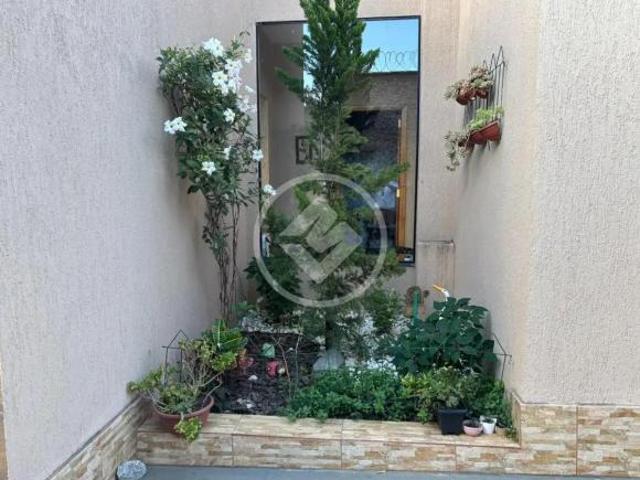Casa com 3 quartos sendo um suíte com poço artesiano bairro, água mais barata