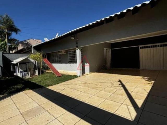Casa com 3 Quartos suíte à Venda, 200m² por R$1.100.000,00, Jardim Burle Marx, Londrina PR