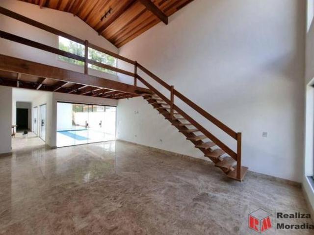 Casa com 3 quartos suites à venda, 200 m² por R$ 1.590.000 Cotia/SP