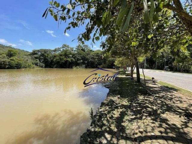 Casa com 3 quartos / suítes à venda, 221 m² Condomínio Vila Verde Itapevi/SP
