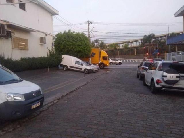 Casa com 3 Quartos para Venda, 150m², por R$ 657.000,00, em Campo Grande, São Paulo / SP