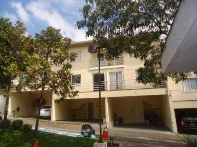 Casa com 3 Quartos para Venda, 164m², por R$ 760.000,00, em Cidade São Francisco, São Paulo / SP