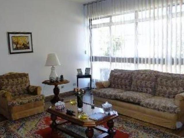 Casa com 3 Quartos para Venda, 260m², por R$ 800.000,00, em Granja Julieta, São Paulo / SP